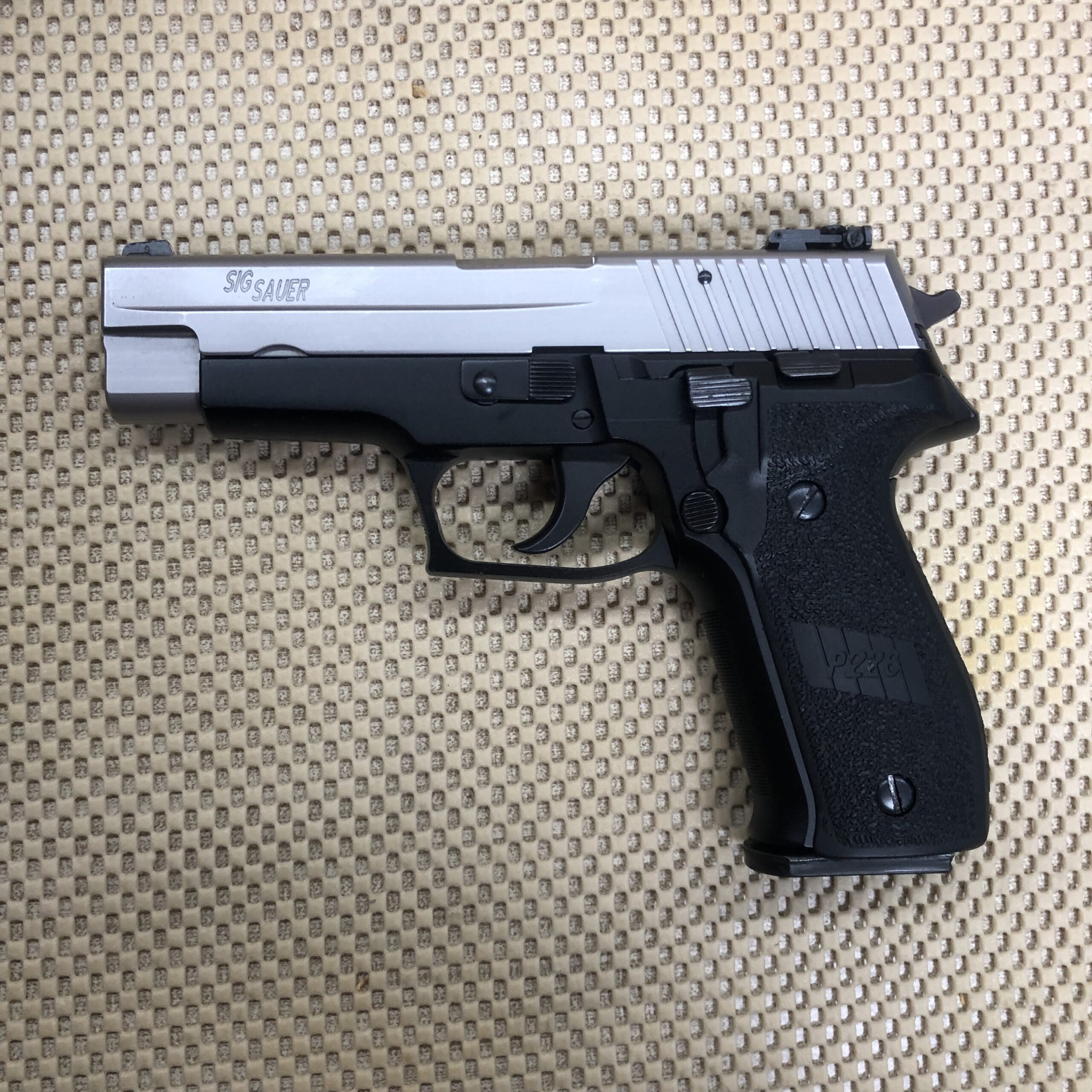 Sig Sauer P226 S | SİLAH BORSASI